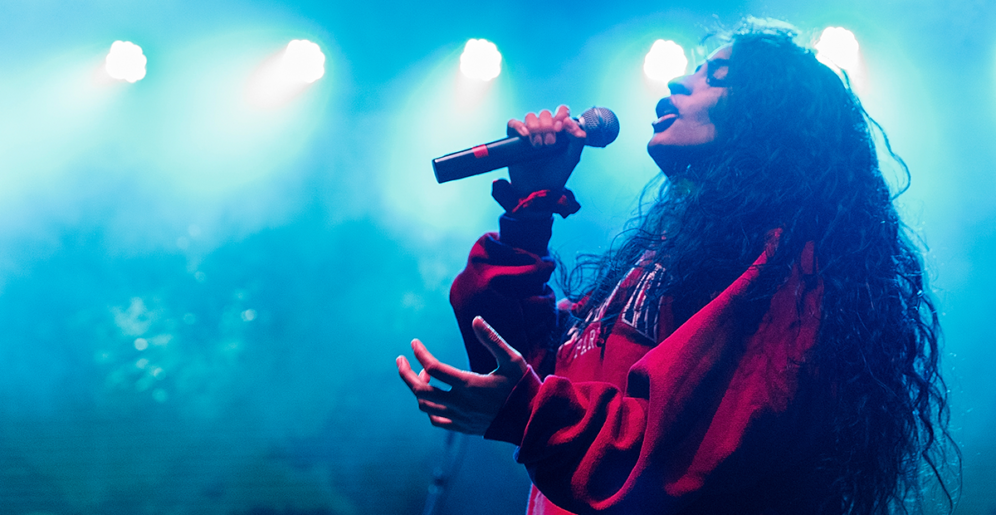 jessie reyez recuits 6lack for “imported” remix | AFROPUNK