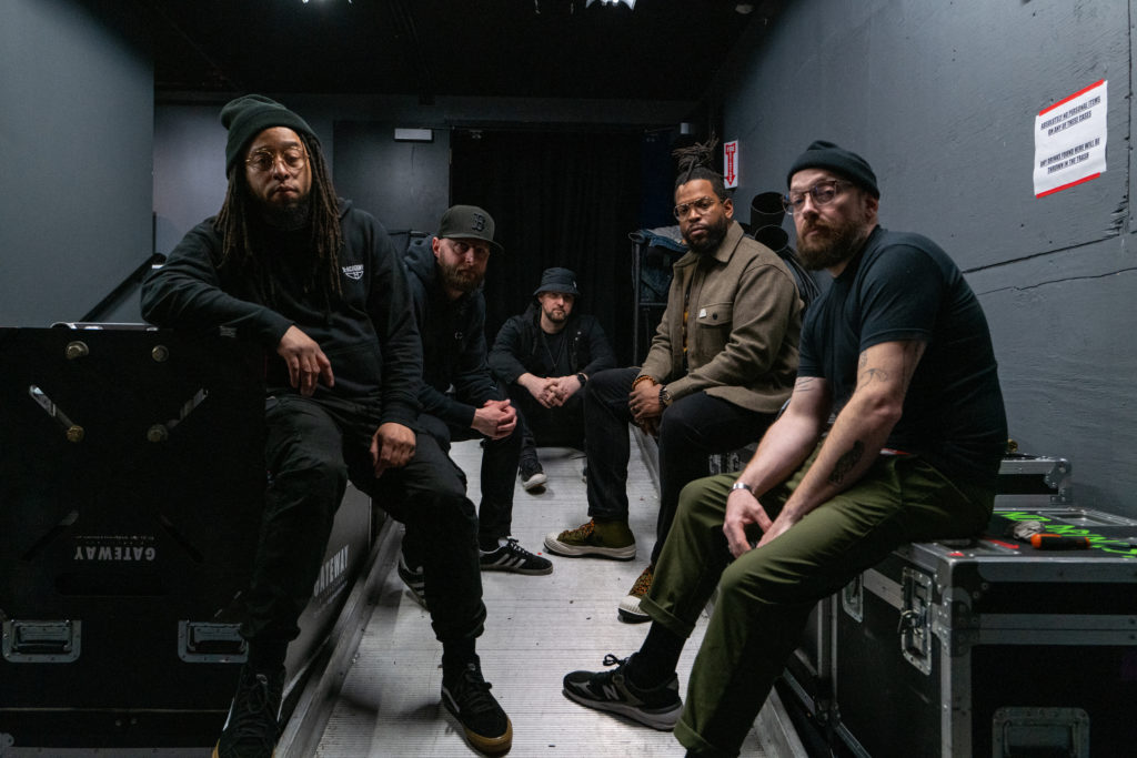 Premiere! STL GLD’s “Shimmer” is a Stunning Pocket Symphony | AFROPUNK